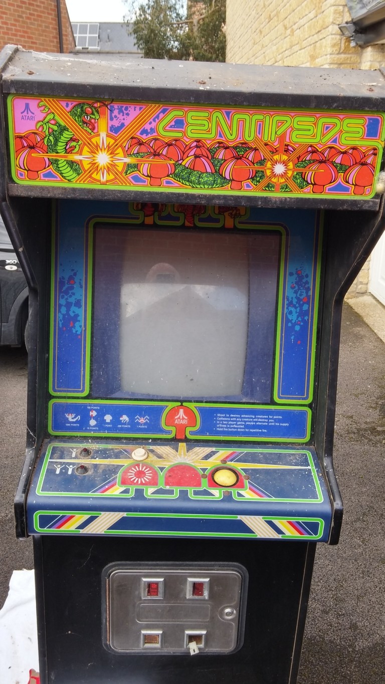 Atari Centipede: Weekend Pickup! – The Arcade Blogger
