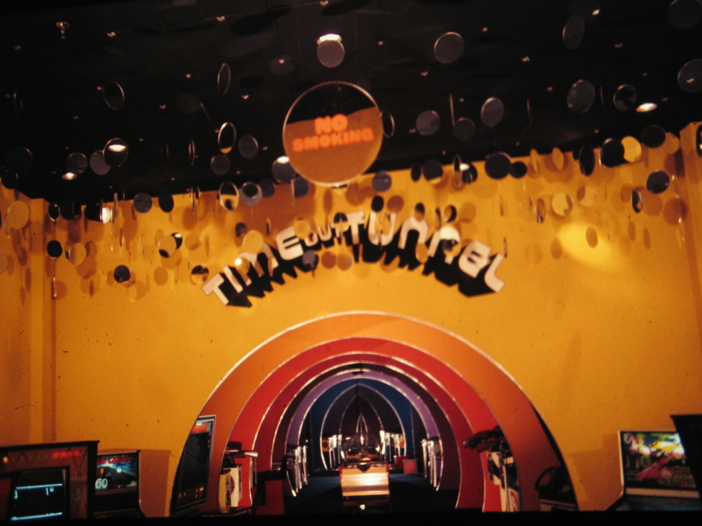 Time-Out Arcade: Amazing Classic Arcade Pictures – The Arcade Blogger