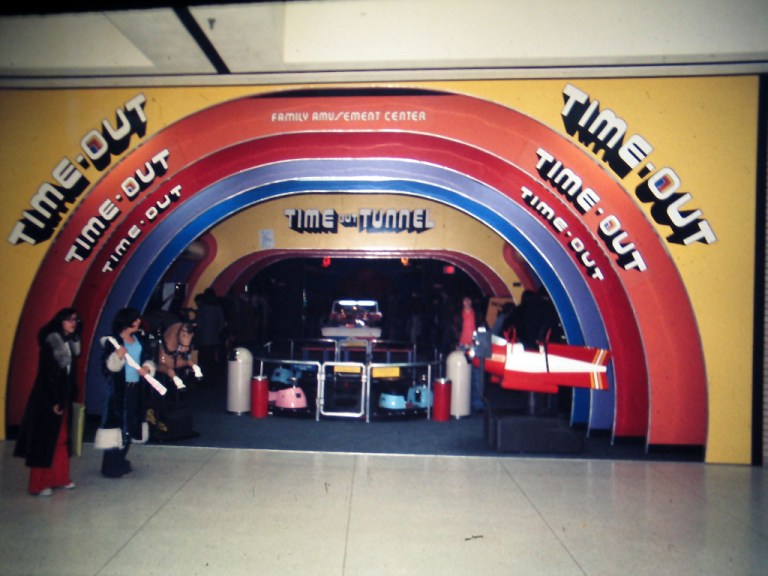 Time-Out Arcade: Amazing Classic Arcade Pictures – The Arcade Blogger