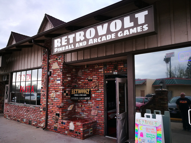 Retrovolt Arcade: Calimesa, CA – The Arcade Blogger