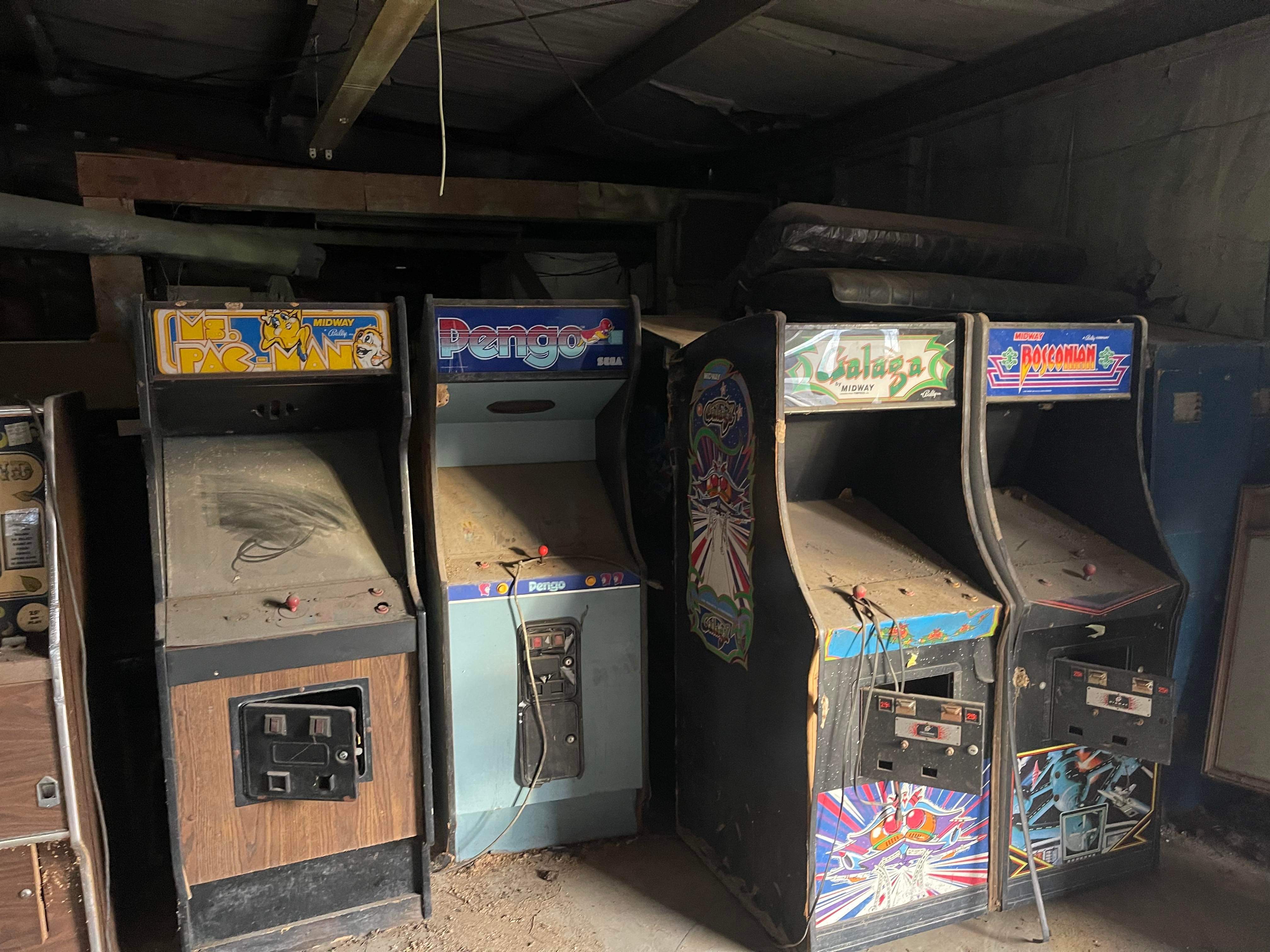 Arcade Raid! Huge Arkansas Barn Find – The Arcade Blogger