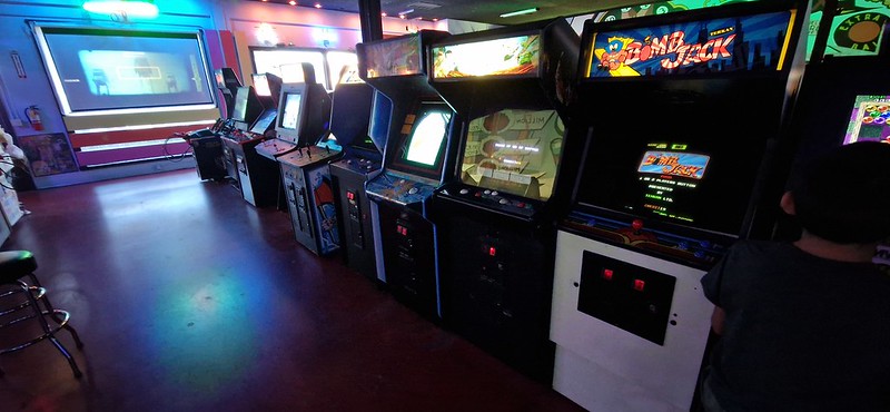 A Return to Retrovolt Arcade – The Arcade Blogger